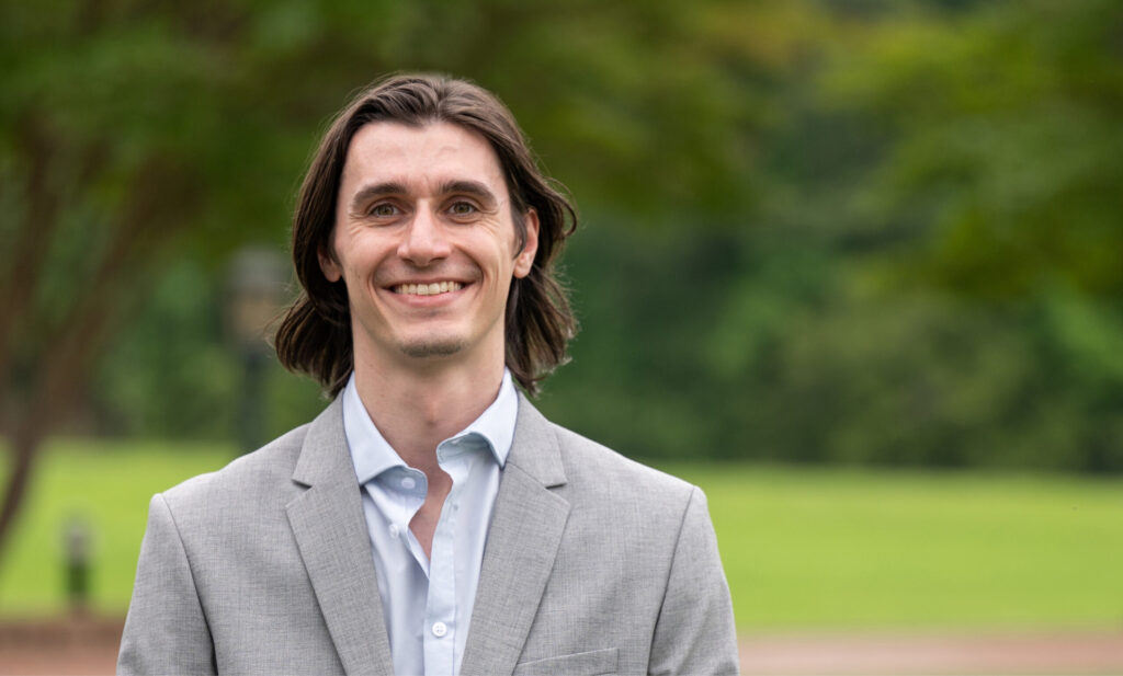 Tyler Suing | Modera Wealth Management